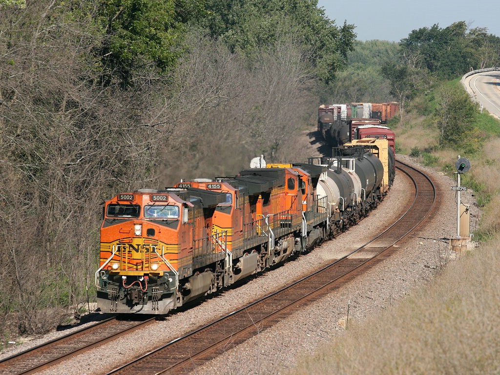 BNSF 5002